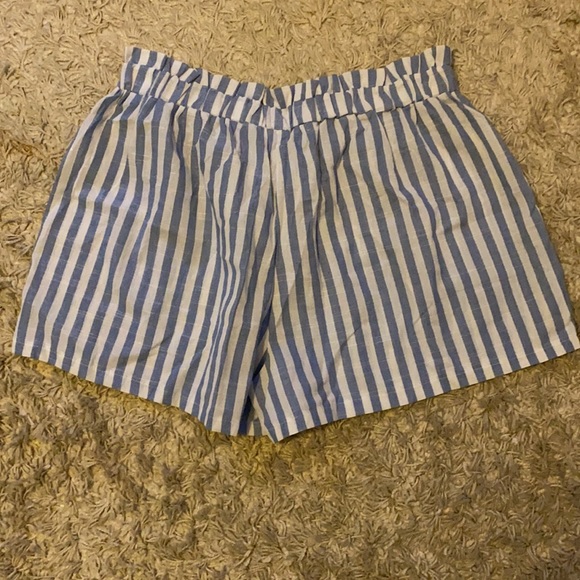 Shorts | Bluewhite Striped Paperbag Waist Belted Shorts 2x | Poshmark